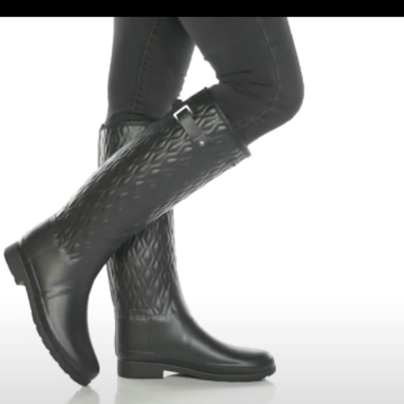 Hunter | Shoes | Hunter Refined Vertical Tall Quilt Boot Size 6 New ...